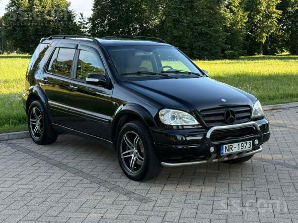 Black Mercedes-Benz ml-400 2003 in Riga, with an engine capacity of 4.00 L and mileage of 0 thousand km for 1990 €, photo 2 on AUTOMOTO.COM.LV