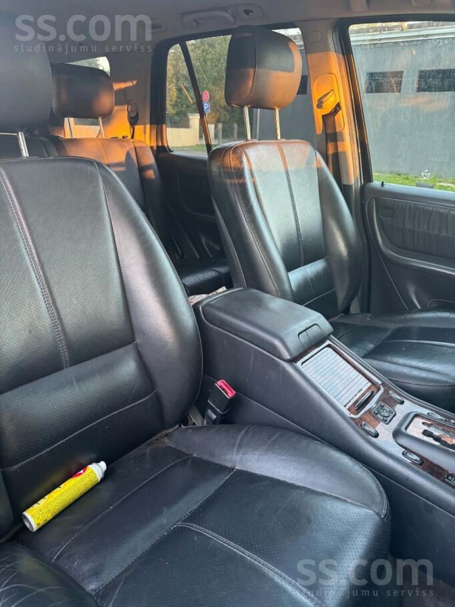 Zils Mercedes-Benz ml-400 2004 Jelgava, ar dzinēja tilpumu 4.00 L un nobraukumu 275 tūkst. km par 1250 €, foto 8 vietnē AUTOMOTO.COM.LV