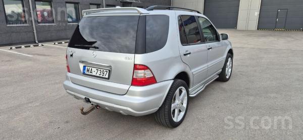 Pelēks Mercedes-Benz ml-400 2003 Rīga, ar dzinēja tilpumu 4.00 L un nobraukumu 400 tūkst. km par 3890 €, foto 3 vietnē AUTOMOTO.COM.LV