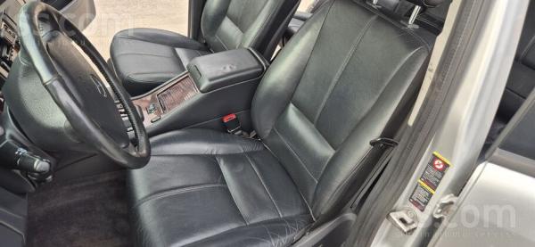 Pelēks Mercedes-Benz ml-400 2003 Rīga, ar dzinēja tilpumu 4.00 L un nobraukumu 400 tūkst. km par 3890 €, foto 8 vietnē AUTOMOTO.COM.LV