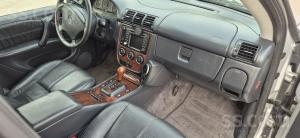Pelēks Mercedes-Benz ml-400 2003 Rīga, ar dzinēja tilpumu 4.00 L un nobraukumu 400 tūkst. km par 3890 €, foto 10 vietnē AUTOMOTO.COM.LV