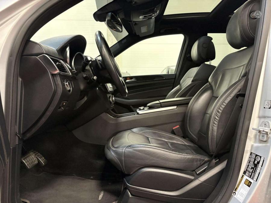 Grey Mercedes-Benz ml-400 2015 in Vilnius, with an engine capacity of 3.00 L and mileage of 164 thousand km for 18200 €, photo 16 on AUTOMOTO.COM.LV