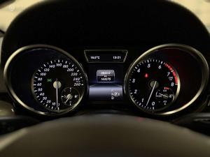 Grey Mercedes-Benz ml-400 2015 in Vilnius, with an engine capacity of 3.00 L and mileage of 164 thousand km for 18200 €, photo 23 on AUTOMOTO.COM.LV