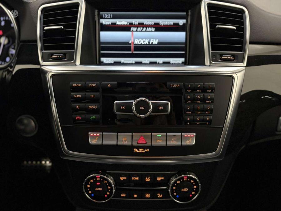 Grey Mercedes-Benz ml-400 2015 in Vilnius, with an engine capacity of 3.00 L and mileage of 164 thousand km for 18200 €, photo 28 on AUTOMOTO.COM.LV
