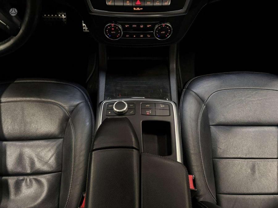 Pelēks Mercedes-Benz ml-400 2015 Viļņa, ar dzinēja tilpumu 3.00 L un nobraukumu 164 tūkst. km par 17790 €, foto 26 vietnē AUTOMOTO.COM.LV