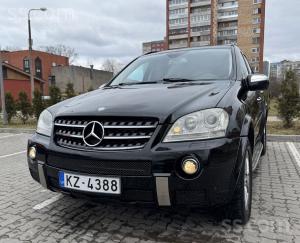 Черный Мерседес МЛ 420 2006 в Рига, объемом двигателя 3.90 л и пробегом 303 тыс. км за 4200 €, фото 4 на AUTOMOTO.COM.LV