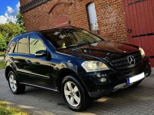 Черный Мерседес МЛ 420 2007 в Шилуте, объемом двигателя 4.00 л и пробегом 274 тыс. км за 4499 €, фото 5 на AUTOMOTO.COM.LV