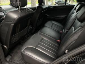 Melns Mercedes-Benz ml-420 2008 Rīga, ar dzinēja tilpumu 3.00 L un nobraukumu 0 tūkst. km par 5200 €, foto 10 vietnē AUTOMOTO.COM.LV