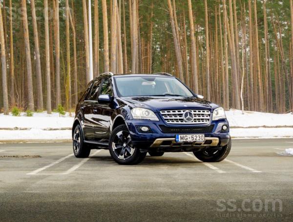 Blue Mercedes-Benz ml-420 2009 in Riga, with an engine capacity of 4.00 L and mileage of 392 thousand km for 6490 €, photo 2 on AUTOMOTO.COM.LV