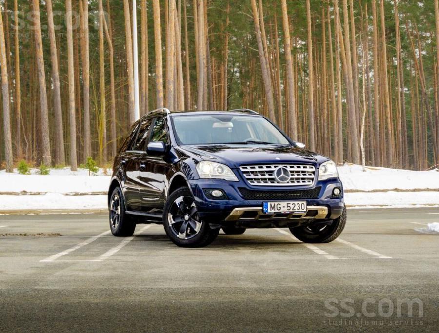 Zils Mercedes-Benz ml-420 2009 Rīga, ar dzinēja tilpumu 4.00 L un nobraukumu 392 tūkst. km par 6490 €, foto 2 vietnē AUTOMOTO.COM.LV