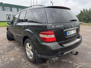 Brūns Mercedes-Benz ml-420 2007 Plungė, ar dzinēja tilpumu 4.00 L un nobraukumu 325 tūkst. km par 4500 €, foto 8 vietnē AUTOMOTO.COM.LV