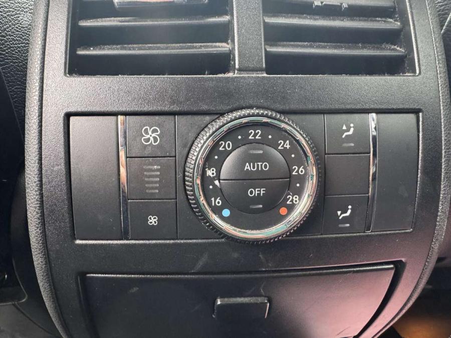 Brūns Mercedes-Benz ml-420 2007 Plungė, ar dzinēja tilpumu 4.00 L un nobraukumu 325 tūkst. km par 4500 €, foto 23 vietnē AUTOMOTO.COM.LV