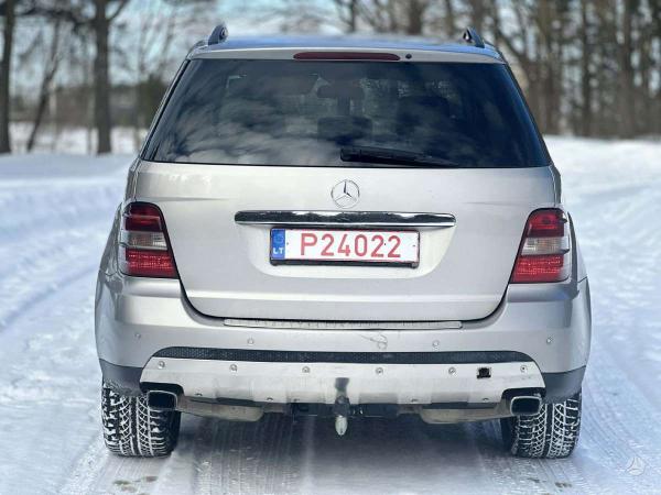 Mercedes-Benz ml-420 2008 Viļņa, ar dzinēja tilpumu 4.00 L un nobraukumu 480 tūkst. km par 4000 €, foto 4 vietnē AUTOMOTO.COM.LV
