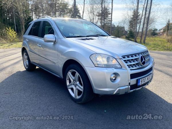 Pelēks Mercedes-Benz ml-420 2009 Tallina, ar dzinēja tilpumu 4.00 L un nobraukumu 325 tūkst. km par 9990 €, foto 4 vietnē AUTOMOTO.COM.LV