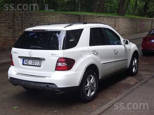 White Mercedes-Benz ml-420 2008 in Riga, with an engine capacity of 4.00 L and mileage of 0 thousand km for 4400 €, photo 7 on AUTOMOTO.COM.LV