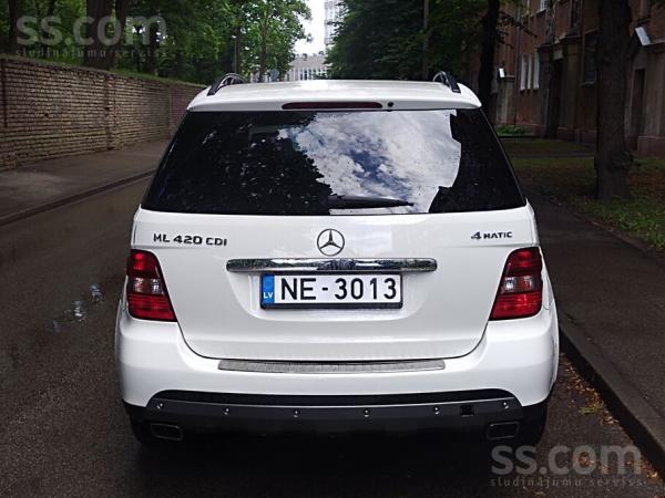White Mercedes-Benz ml-420 2008 in Riga, with an engine capacity of 4.00 L and mileage of 0 thousand km for 4400 €, photo 7 on AUTOMOTO.COM.LV