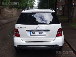 White Mercedes-Benz ml-420 2008 in Riga, with an engine capacity of 4.00 L and mileage of 0 thousand km for 4400 €, photo 8 on AUTOMOTO.COM.LV