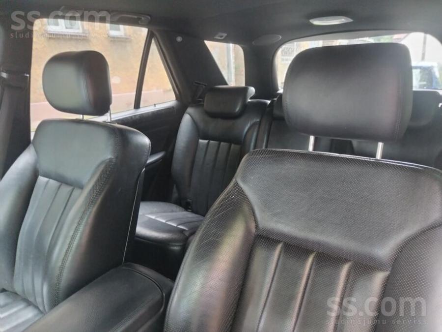 White Mercedes-Benz ml-420 2008 in Riga, with an engine capacity of 4.00 L and mileage of 0 thousand km for 4400 €, photo 18 on AUTOMOTO.COM.LV