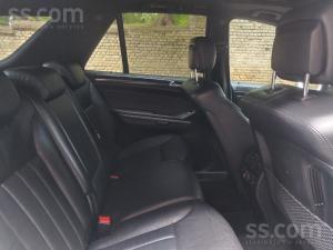 White Mercedes-Benz ml-420 2008 in Riga, with an engine capacity of 4.00 L and mileage of 0 thousand km for 4400 €, photo 20 on AUTOMOTO.COM.LV