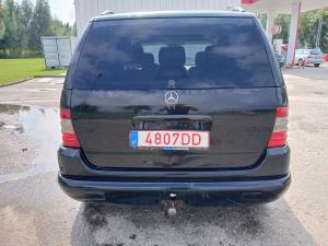 Melns Mercedes-Benz ml-430 1999 Viļņa, ar dzinēja tilpumu 4.30 L un nobraukumu 300 tūkst. km par 1480 €, foto 5 vietnē AUTOMOTO.COM.LV