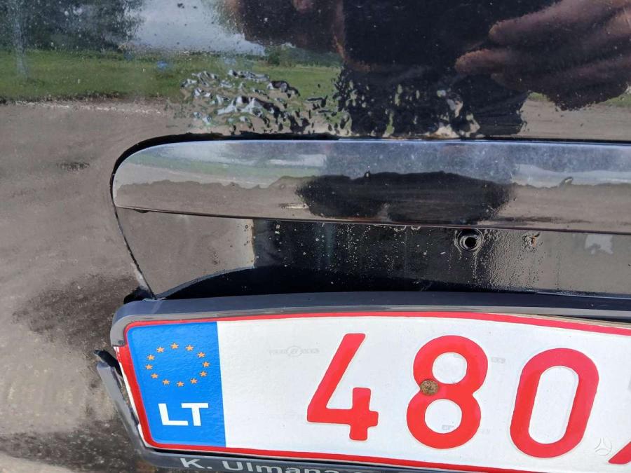 Melns Mercedes-Benz ml-430 1999 Viļņa, ar dzinēja tilpumu 4.30 L un nobraukumu 300 tūkst. km par 1480 €, foto 9 vietnē AUTOMOTO.COM.LV