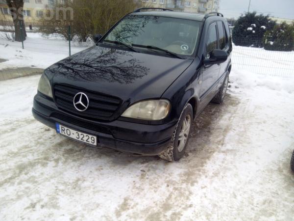 Black Mercedes-Benz ml-430 2000 in Liepaja, with an engine capacity of 4.30 L and mileage of 0 thousand km for 1290 €, photo 1 on AUTOMOTO.COM.LV