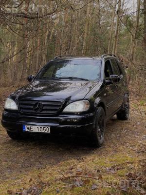 Black Mercedes-Benz ml-430 2000 in Ventspils, with an engine capacity of 4.30 L and mileage of 430 thousand km for 4300 €, photo  on AUTOMOTO.COM.LV