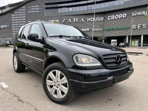 Black Mercedes-Benz ml-430 2000 in Vilnius, with an engine capacity of 4.27 L and mileage of 260 thousand km for 2750 €, photo 3 on AUTOMOTO.COM.LV