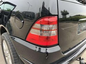 Black Mercedes-Benz ml-430 2000 in Vilnius, with an engine capacity of 4.27 L and mileage of 260 thousand km for 2750 €, photo 9 on AUTOMOTO.COM.LV