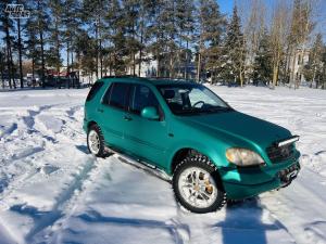 Grey Mercedes-Benz ml-430 2001 in Siauliai, with an engine capacity of 4.30 L and mileage of 360 thousand km for 2900 €, photo 3 on AUTOMOTO.COM.LV