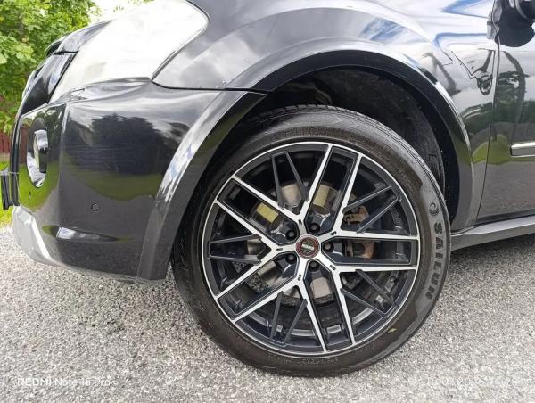 Black Mercedes-Benz ml-450 2010 in Riga, with an engine capacity of 4.00 L and mileage of 300 thousand km for 5990 €, photo 3 on AUTOMOTO.COM.LV