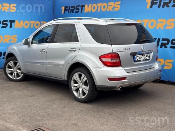 Mercedes-Benz ml-450 2009 Rīga, ar dzinēja tilpumu 4.00 L un nobraukumu 289 tūkst. km par 6950 €, foto 2 vietnē AUTOMOTO.COM.LV