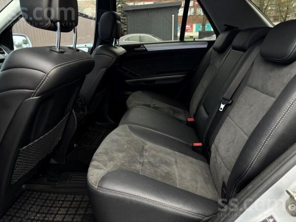 Mercedes-Benz ml-450 2009 Rīga, ar dzinēja tilpumu 4.00 L un nobraukumu 289 tūkst. km par 6950 €, foto 10 vietnē AUTOMOTO.COM.LV