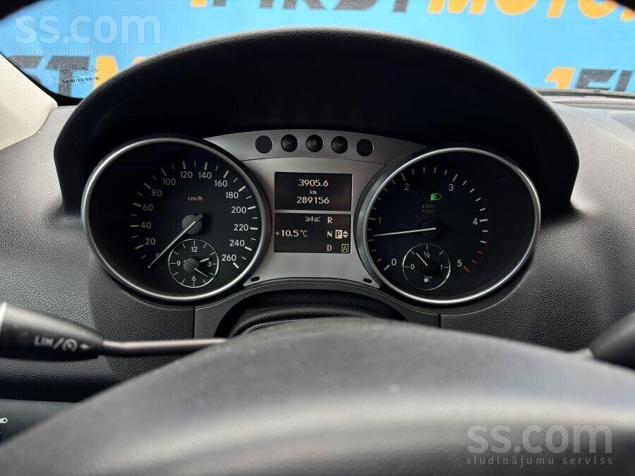 Mercedes-Benz ml-450 2009 in Riga, with an engine capacity of 4.00 L and mileage of 289 thousand km for 6950 €, photo 16 on AUTOMOTO.COM.LV
