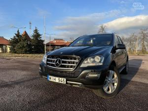 Mercedes-Benz ml-450 2010 Joniškis, ar dzinēja tilpumu 4.20 L un nobraukumu 350 tūkst. km par 7800 €, foto  vietnē AUTOMOTO.COM.LV