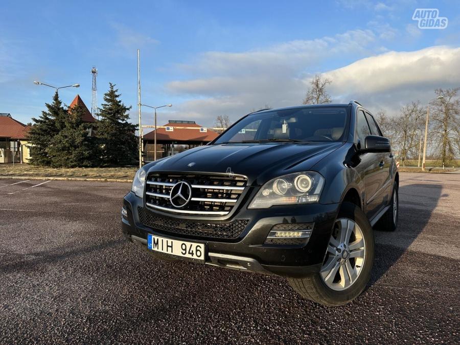 Мерседес ml-450 2010 в Ионишкис, объемом двигателя 4.20 л и пробегом 350 тыс. км за 7800 €, фото 1 на AUTOMOTO.COM.LV