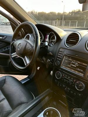 Мерседес ml-450 2010 в Ионишкис, объемом двигателя 4.20 л и пробегом 350 тыс. км за 7800 €, фото 9 на AUTOMOTO.COM.LV