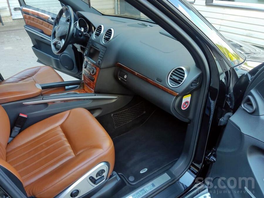 Melns Mercedes-Benz ml-500 2008 Preiļi, ar dzinēja tilpumu 5.50 L un nobraukumu 175 tūkst. km par 18500 €, foto 23 vietnē AUTOMOTO.COM.LV