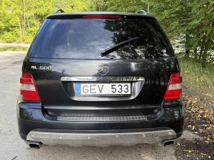 Black Mercedes-Benz ml-500 2010 in Vilnius, with an engine capacity of 5.00 L and mileage of 400 thousand km for 3900 €, photo 10 on AUTOMOTO.COM.LV