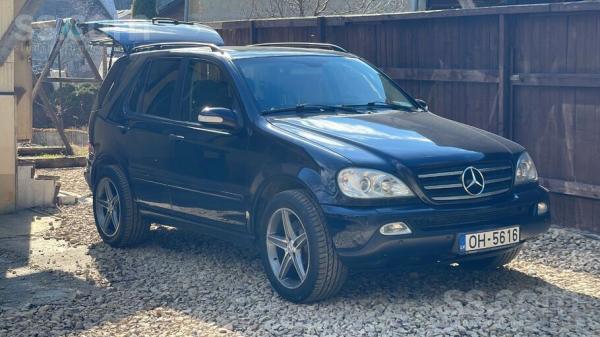 Zils Mercedes-Benz ml-500 2002 Rīga, ar dzinēja tilpumu 5.00 L un nobraukumu 500 tūkst. km par 4495 €, foto 4 vietnē AUTOMOTO.COM.LV