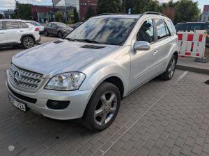 Pelēks Mercedes-Benz ml-500 2006 Viļņa, ar dzinēja tilpumu 4.97 L un nobraukumu 275 tūkst. km par 5600 €, foto  vietnē AUTOMOTO.COM.LV