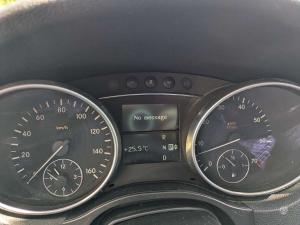 Pelēks Mercedes-Benz ml-500 2006 Viļņa, ar dzinēja tilpumu 4.97 L un nobraukumu 275 tūkst. km par 5600 €, foto 8 vietnē AUTOMOTO.COM.LV