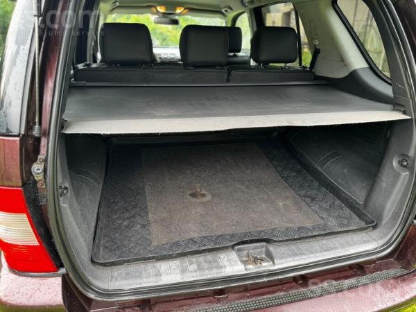 Sarkans Mercedes-Benz ml-500 2004 Ogre, ar dzinēja tilpumu 5.00 L un nobraukumu 218 tūkst. km par 3500 €, foto 8 vietnē AUTOMOTO.COM.LV