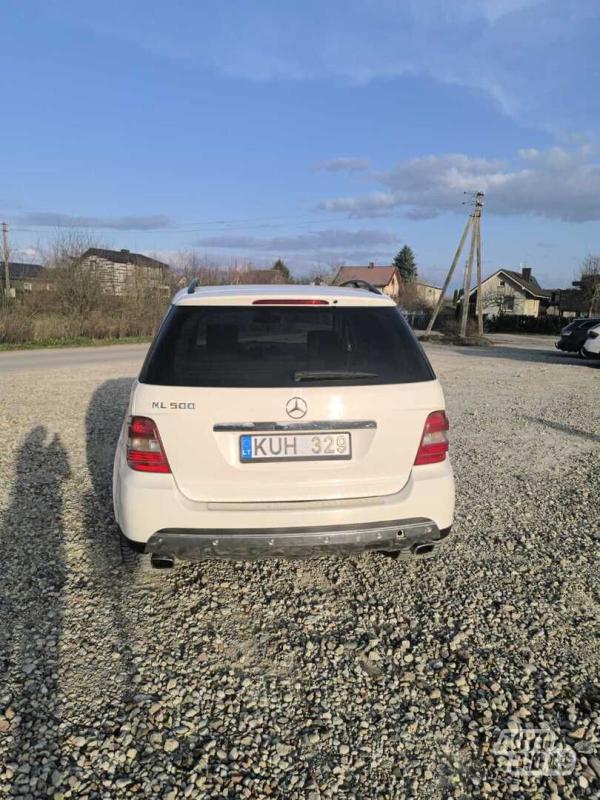 White Mercedes-Benz ml-500 2006 in Klaipeda, with an engine capacity of 5.00 L and mileage of 480 thousand km for 5700 €, photo 5 on AUTOMOTO.COM.LV