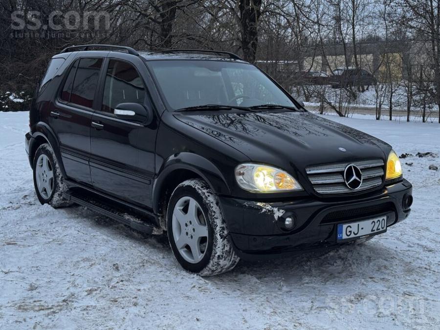 Black Mercedes-Benz ml-55-amg 2002 in Riga, with an engine capacity of 5.50 L and mileage of 265 thousand km for 5900 €, photo 2 on AUTOMOTO.COM.LV