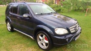 Синий Мерседес МЛ 55 АМГ 2003 в Рига, объемом двигателя 5.40 л и пробегом 205 тыс. км за 8500 €, фото 3 на AUTOMOTO.COM.LV