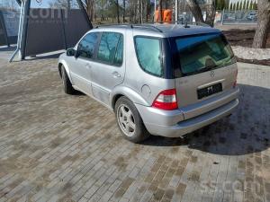 Grey Mercedes-Benz ml-55-amg 2002 in Riga, with an engine capacity of 5.50 L and mileage of 305 thousand km for 7999 €, photo 6 on AUTOMOTO.COM.LV