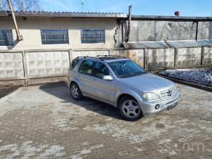 Pelēks Mercedes-Benz ml-55-amg 2002 Rīga, ar dzinēja tilpumu 5.50 L un nobraukumu 305 tūkst. km par 7999 €, foto 5 vietnē AUTOMOTO.COM.LV