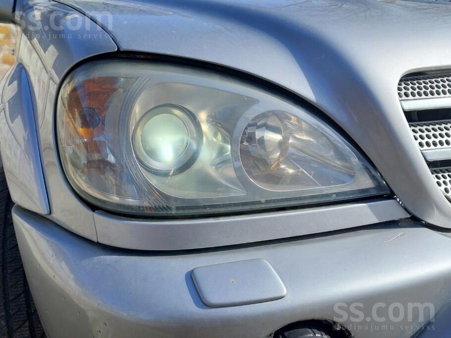 Pelēks Mercedes-Benz ml-55-amg 2002 Rīga, ar dzinēja tilpumu 5.50 L un nobraukumu 305 tūkst. km par 7999 €, foto 13 vietnē AUTOMOTO.COM.LV