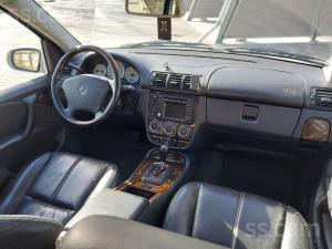Pelēks Mercedes-Benz ml-55-amg 2002 Rīga, ar dzinēja tilpumu 5.50 L un nobraukumu 305 tūkst. km par 7999 €, foto 23 vietnē AUTOMOTO.COM.LV